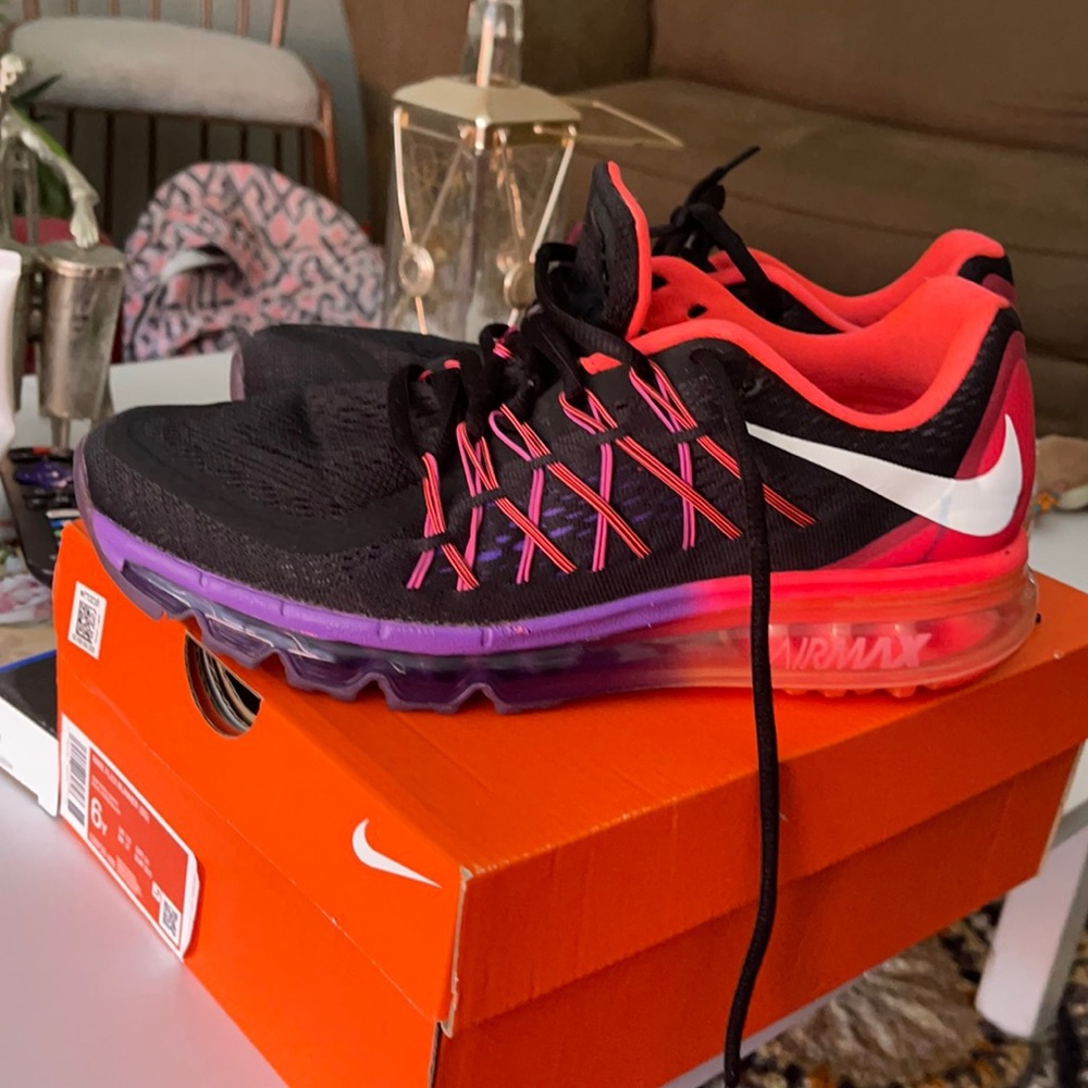 Nike Air Max Black Hyper Punch Hyper Grape, Size 9.5 - Gem